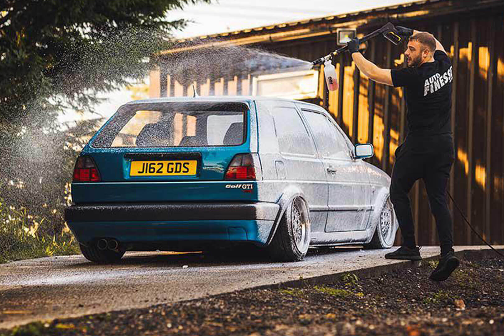 Blogs - 12 Steps Of Car Detailing | Detailers Guide