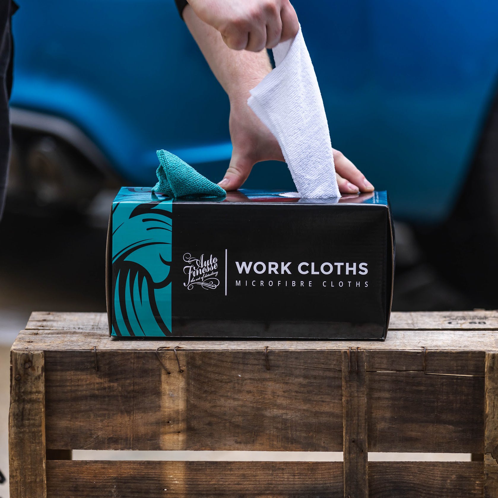 Disposable Cloth Box | 50 Disposable Microfibre Work Cloths