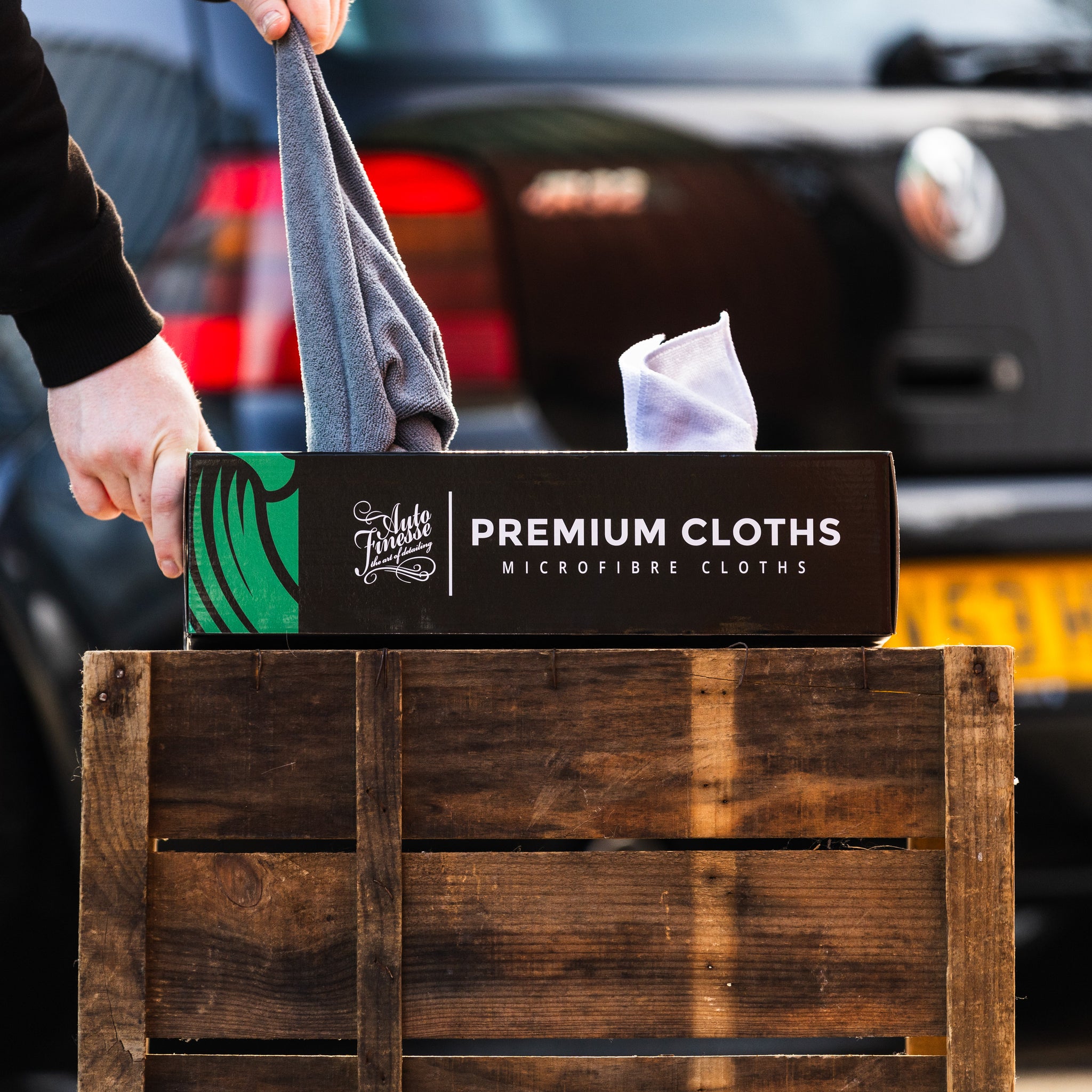 Premium Cloth Box | 24 Reusable Microfibre Cloths